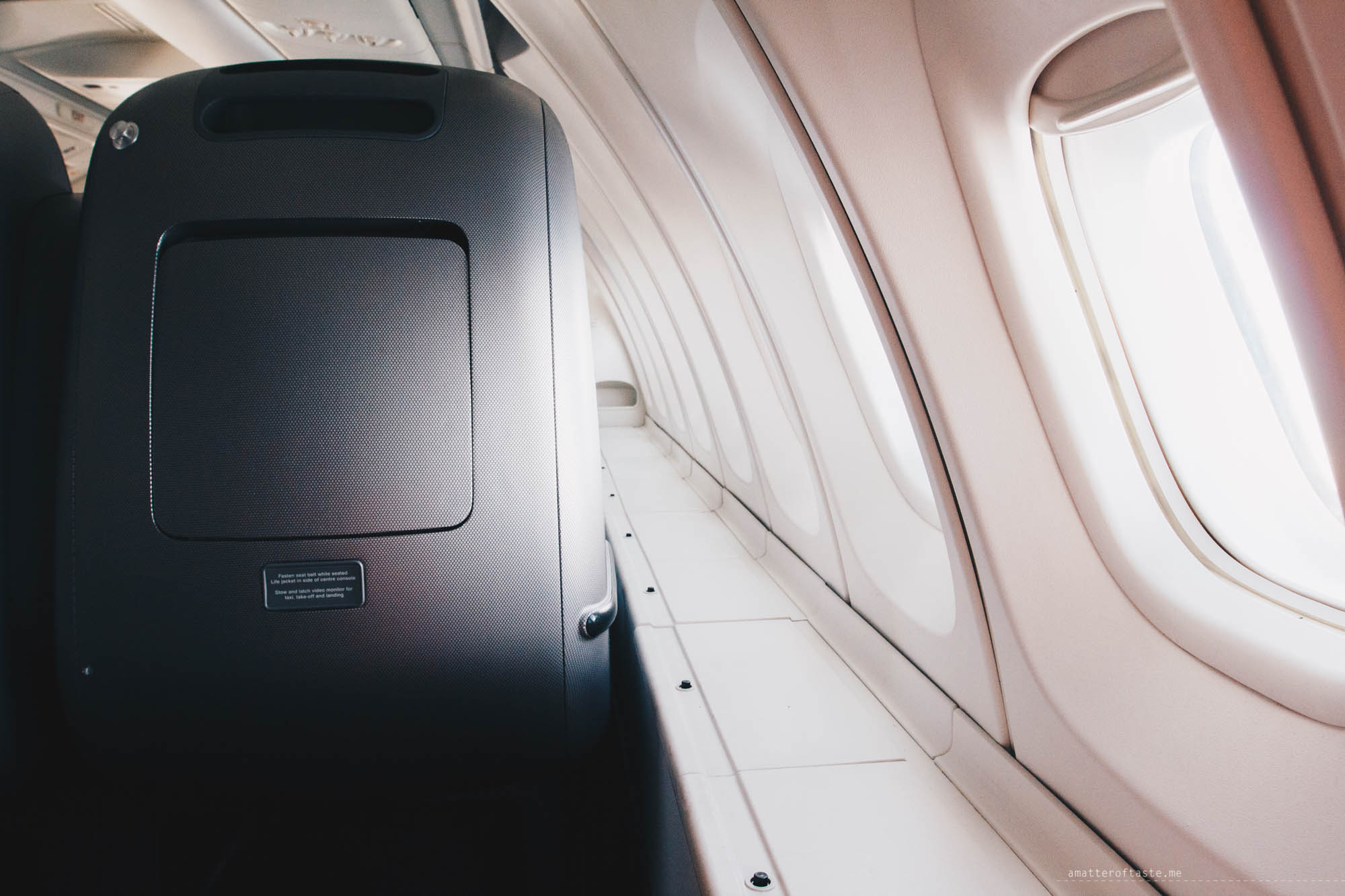 Travelling business class: Brisbane - Singapore with Qantas QF51/QF52 ...